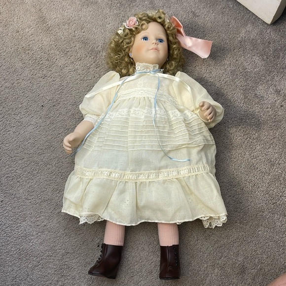 Hagara | Toys | Hagara Medium To Large 991 Porcelain Blonde Curly Hair ...
